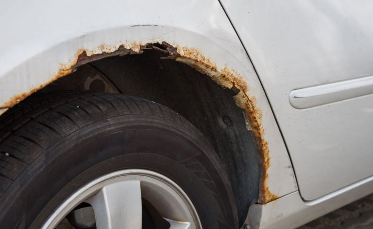 Comment enlever la rouille sur sa voiture ? – Auto légende